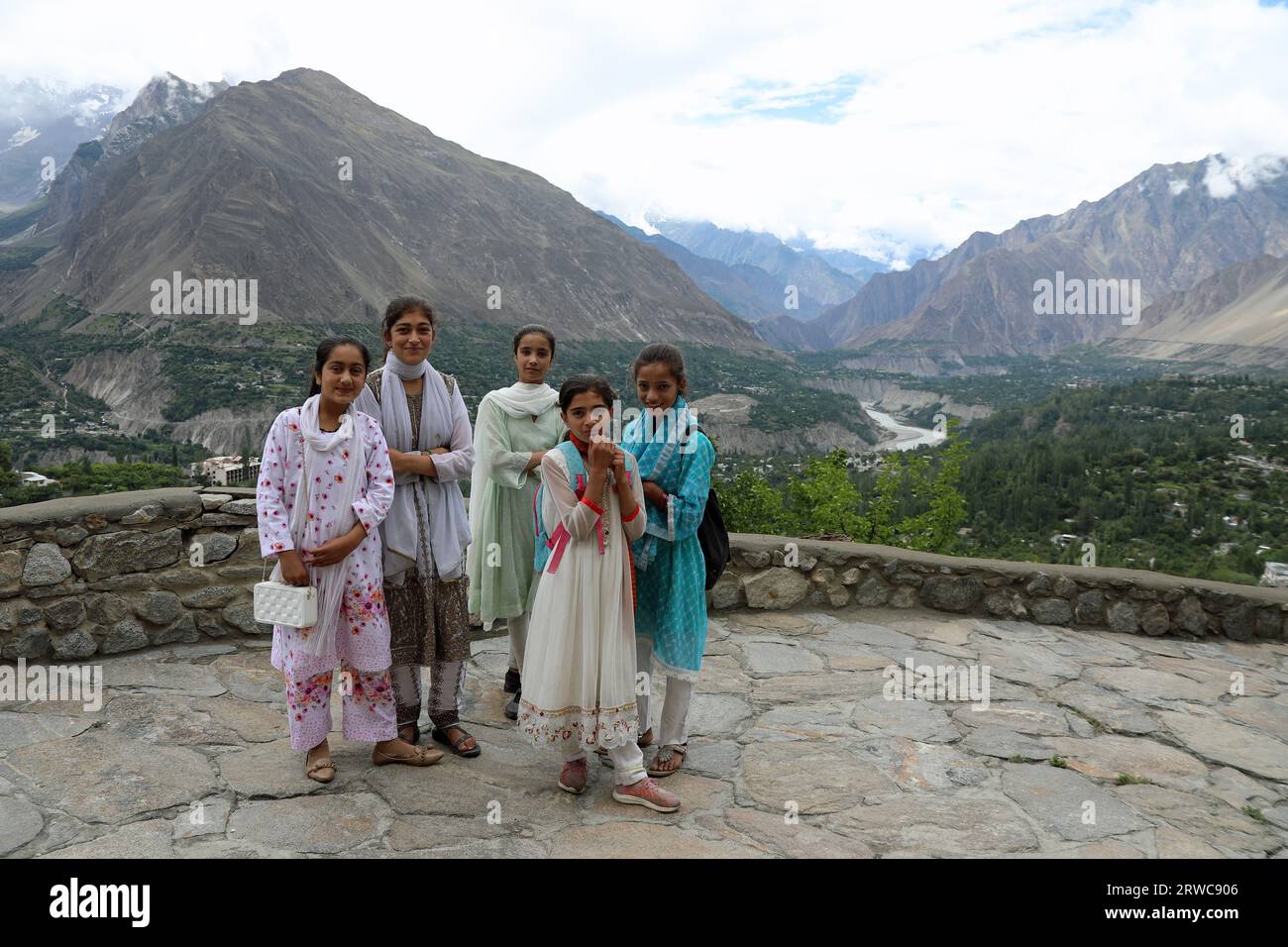 Hunza girls hi-res stock photography and images - Alamy
