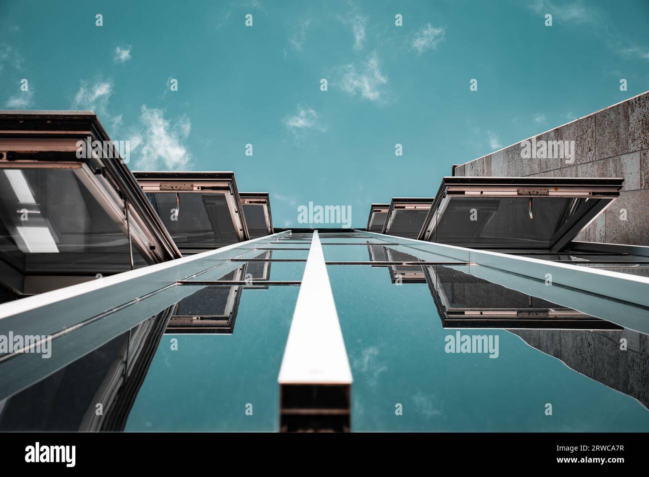 Glas architecture hi-res stock photography and images - Alamy