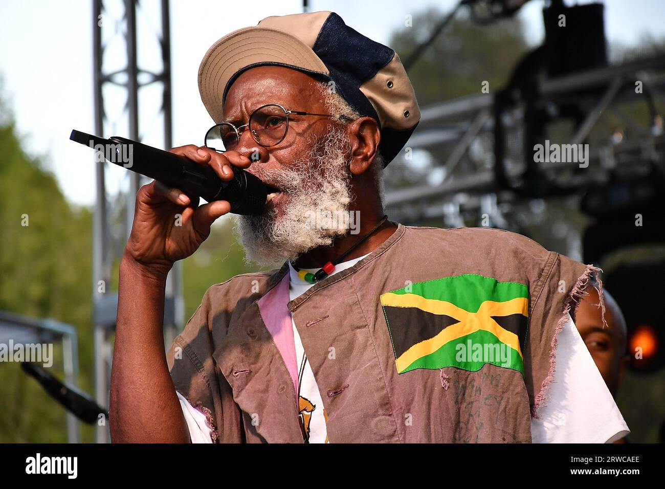 Felton, USA. 17th Sep, 2023. Winston Rodney aka Burning Spear performs ...