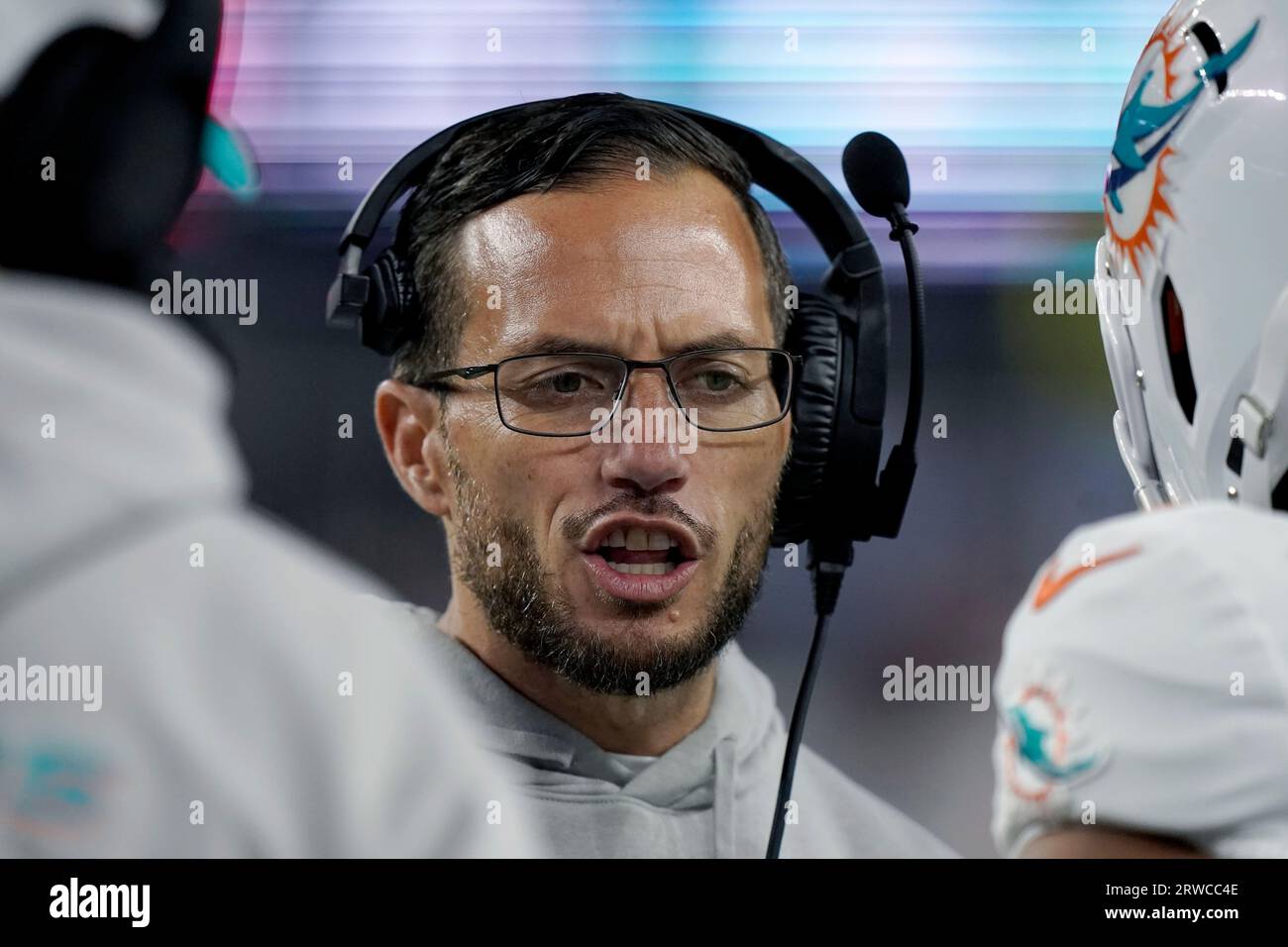 Miami Dolphins head coach Mike McDaniel on the sidelines during an NFL ...