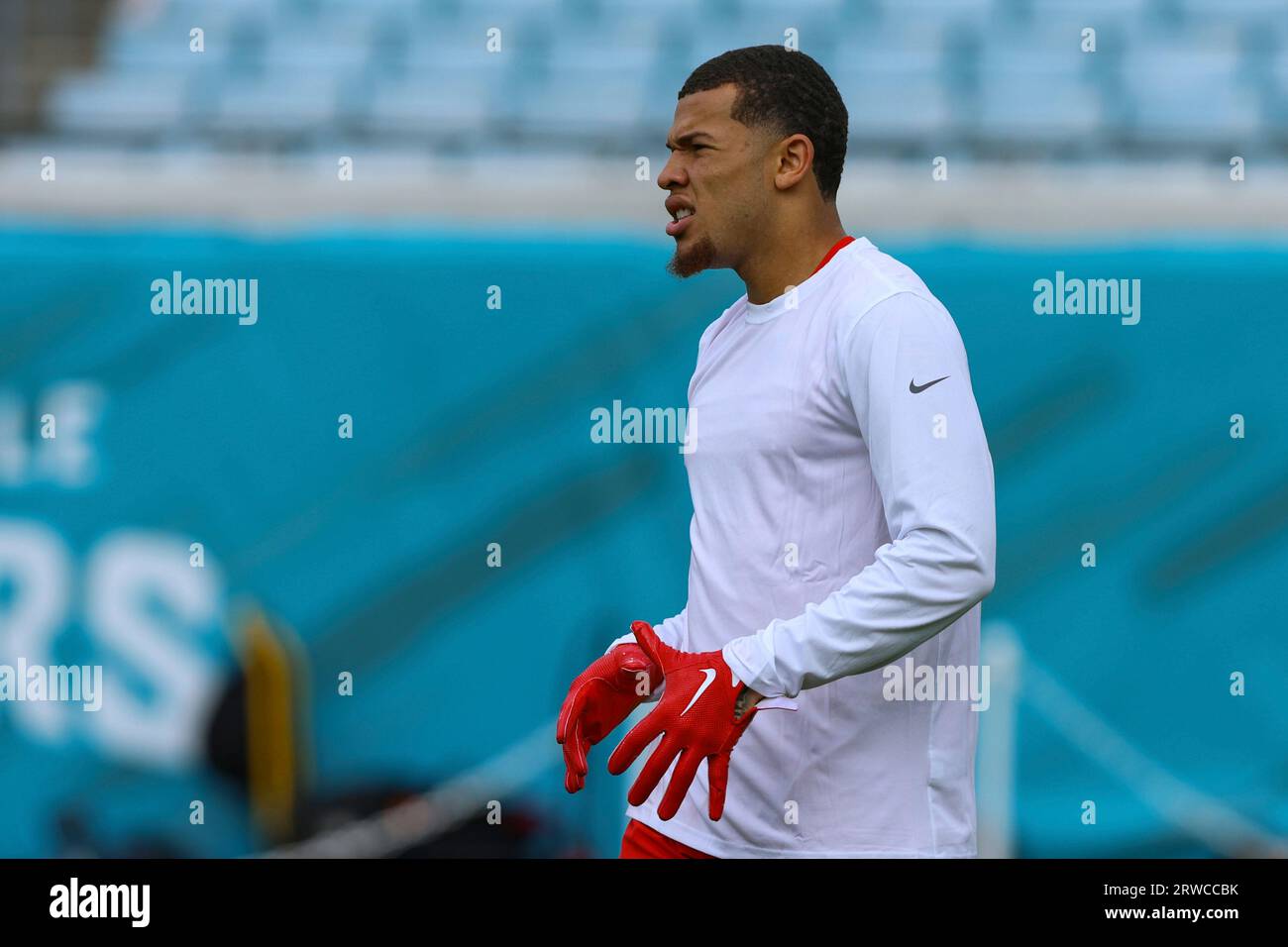 Kansas City Chiefs wide receiver Skyy Moore (24) warms up before an NFL ...
