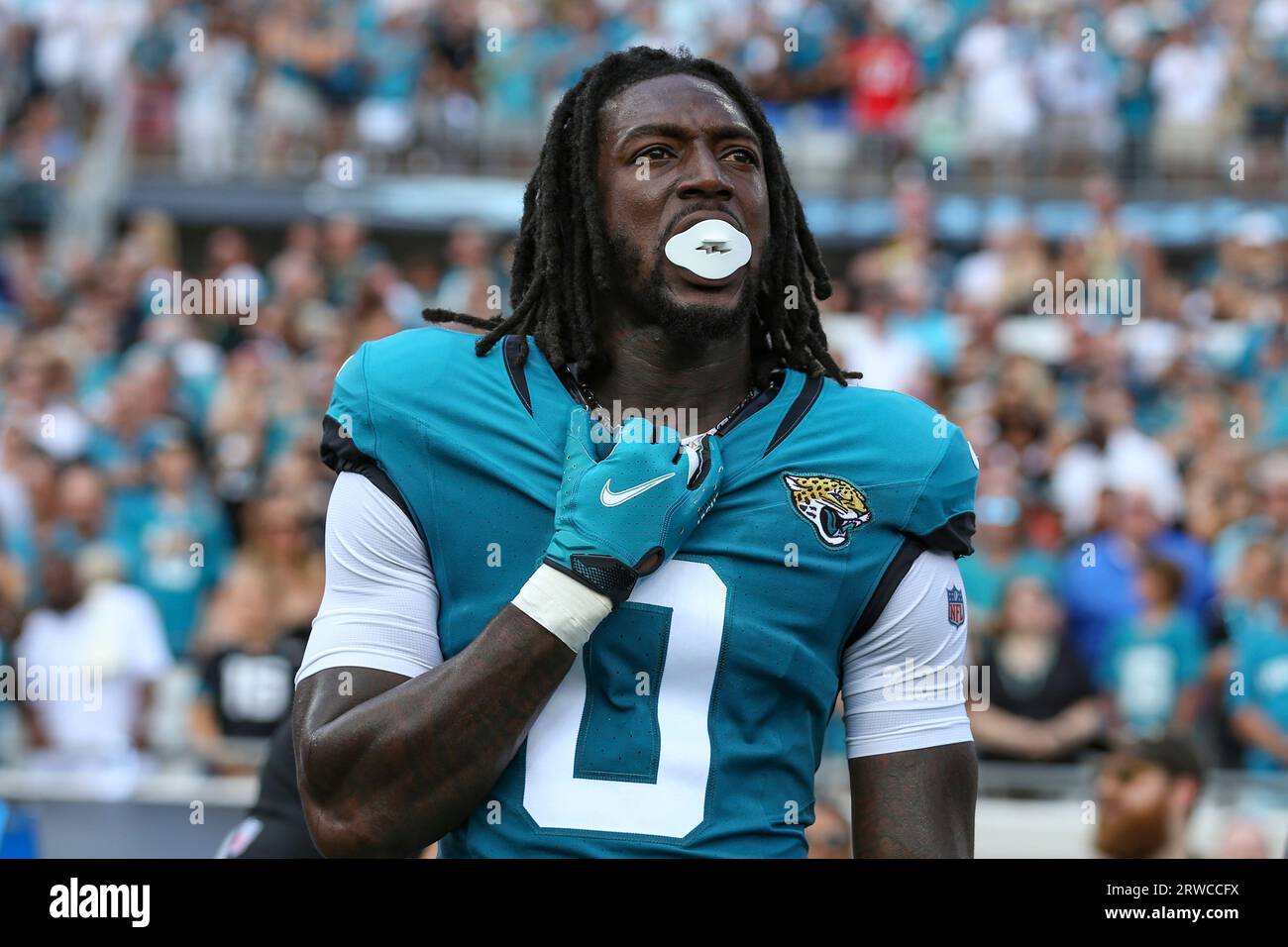 Jacksonville Jaguars wide receiver Calvin Ridley (0) lines up on the ...