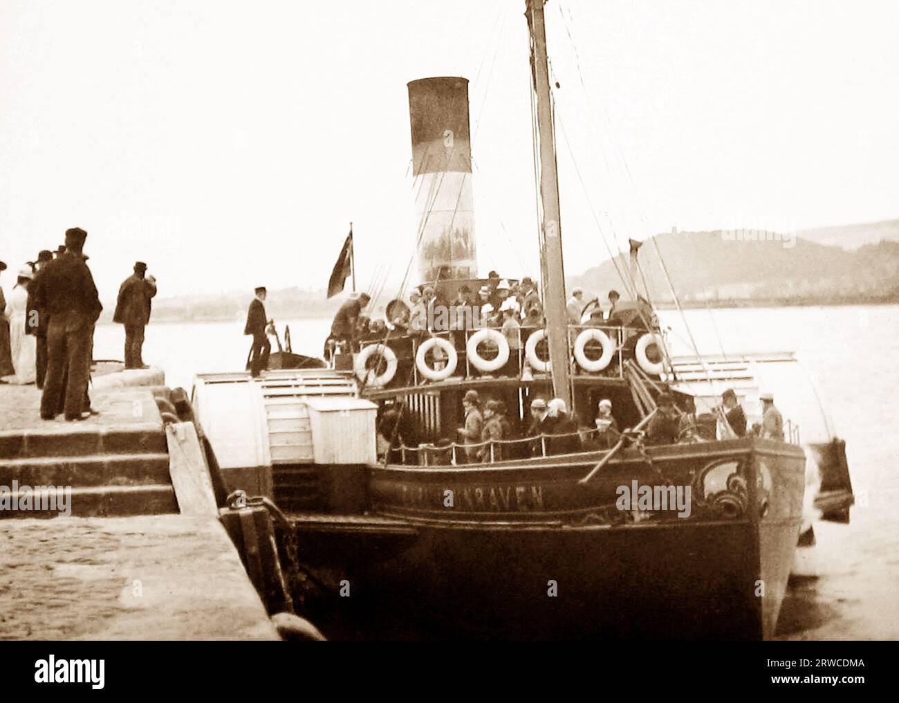 'Earl of Dunraven' paddle tug boat, River Tyne, Victorian period Stock ...