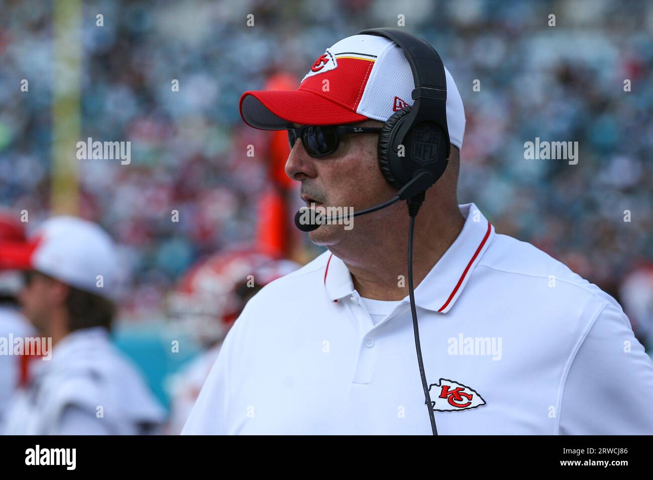 Kansas City Chiefs offensive line coach Andy Heck walks the sideline ...