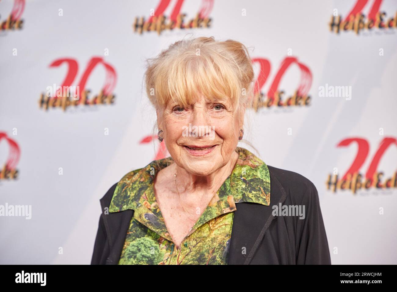 Hamburg, Germany. 18th Sep, 2023. Hannelore Hoger, actress, comes to ...