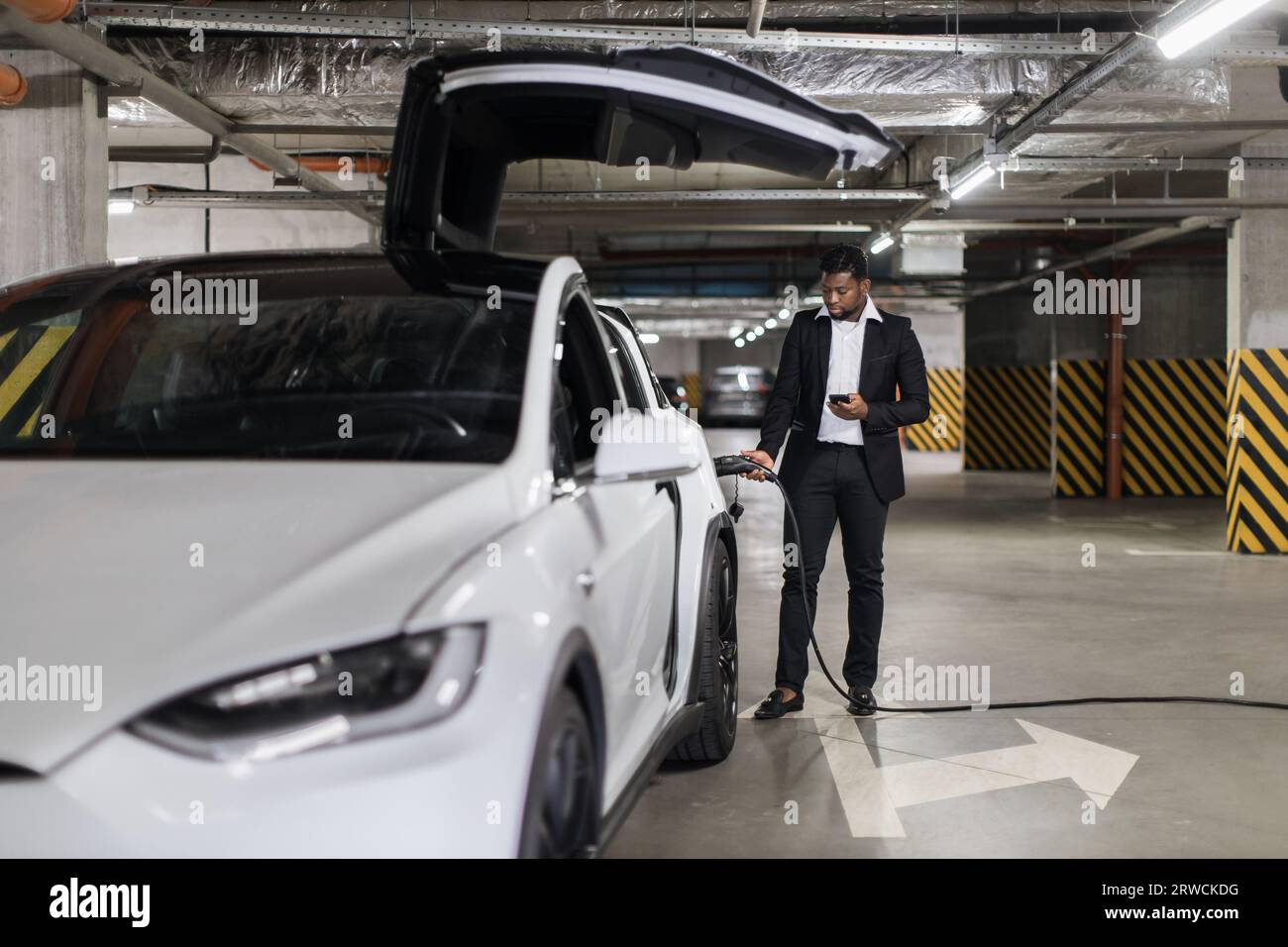 Inserting wing hi-res stock photography and images - Alamy