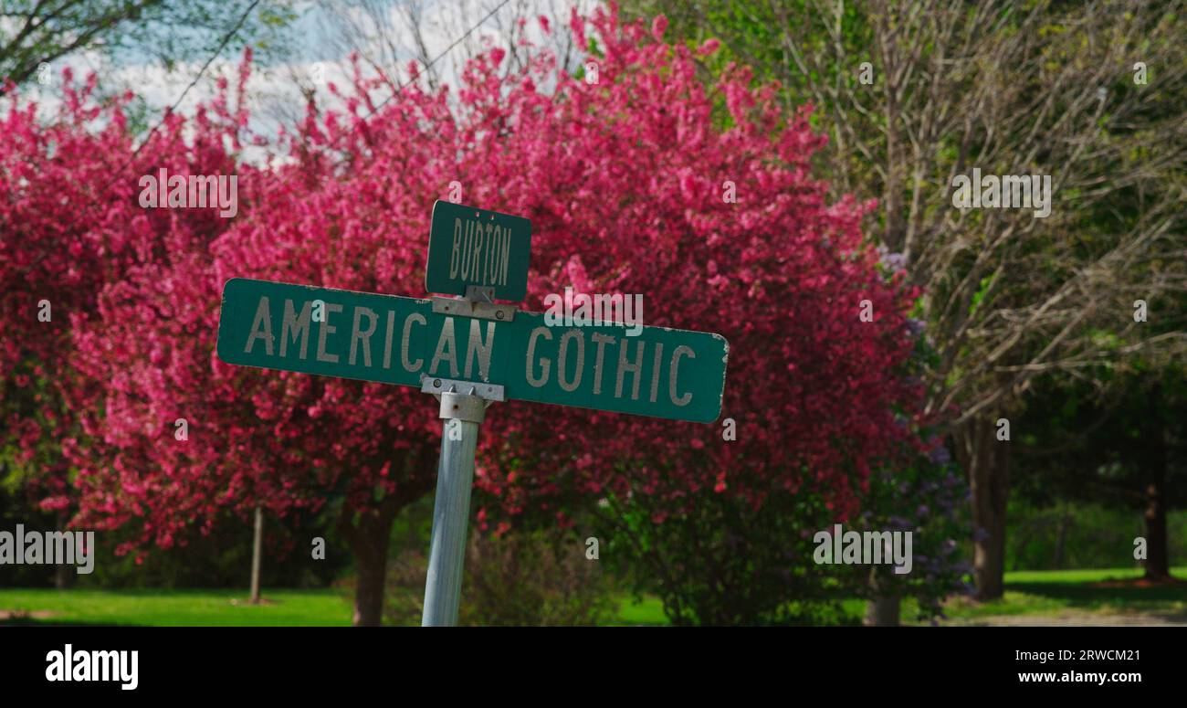 “American Gothic” house street sign, part of the iconic “American ...