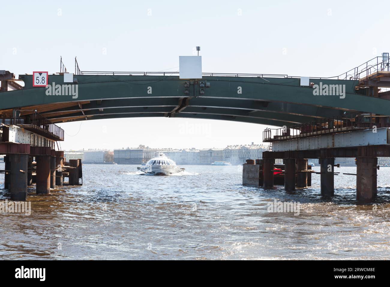 Work repair reconstruction hi-res stock photography and images - Alamy