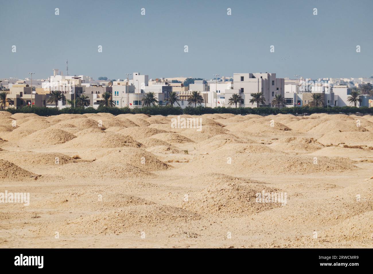 the A'ali field of the Dilmun Burial Mounds, a UNESCO World Heritage ...