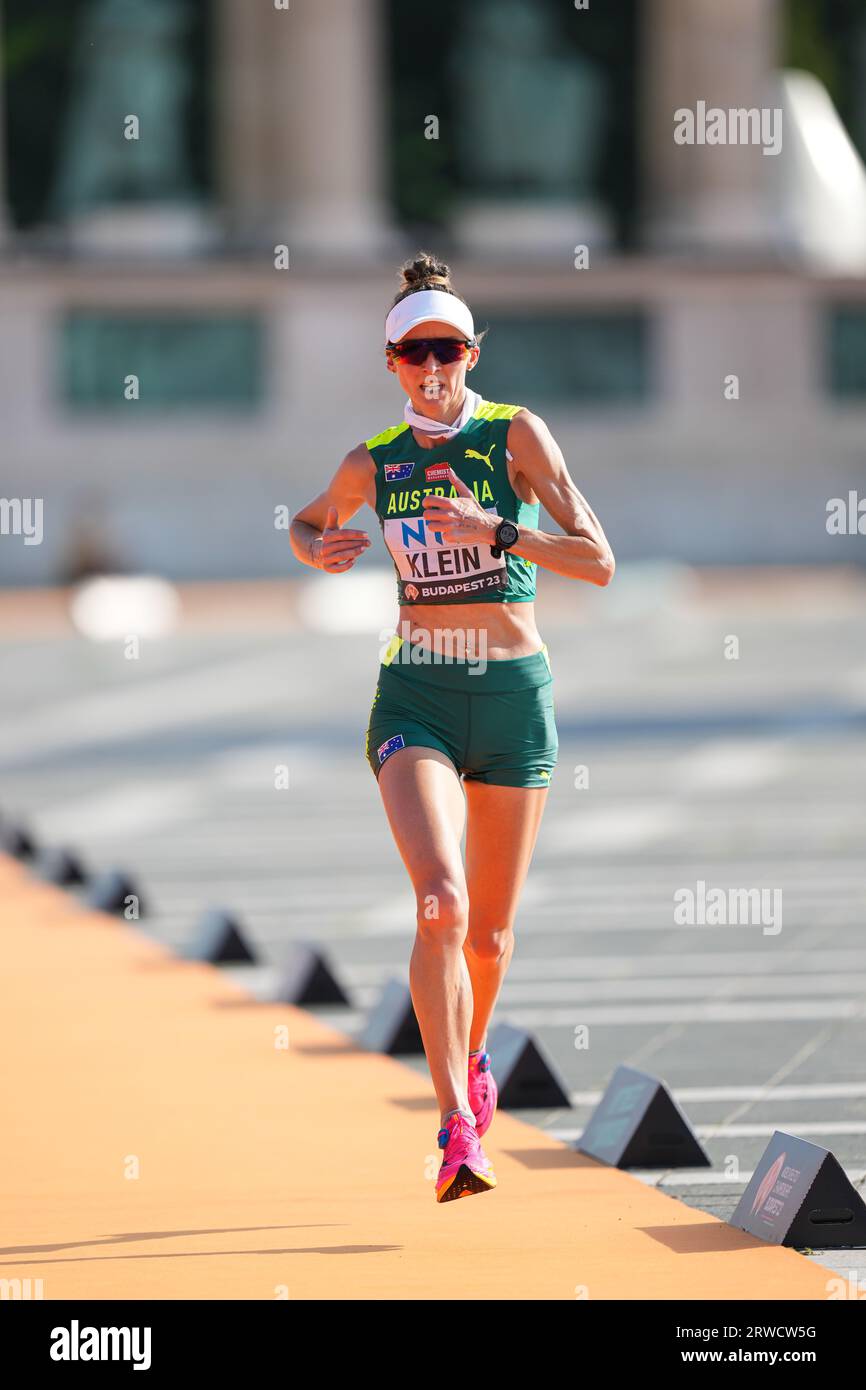 Sarah KLEIN participating in the marathon at the World Athletics ...