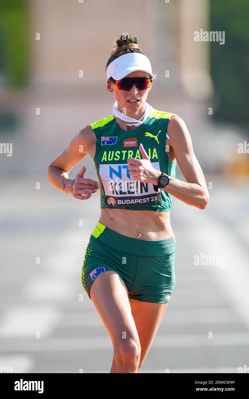 Sarah KLEIN participating in the marathon at the World Athletics ...