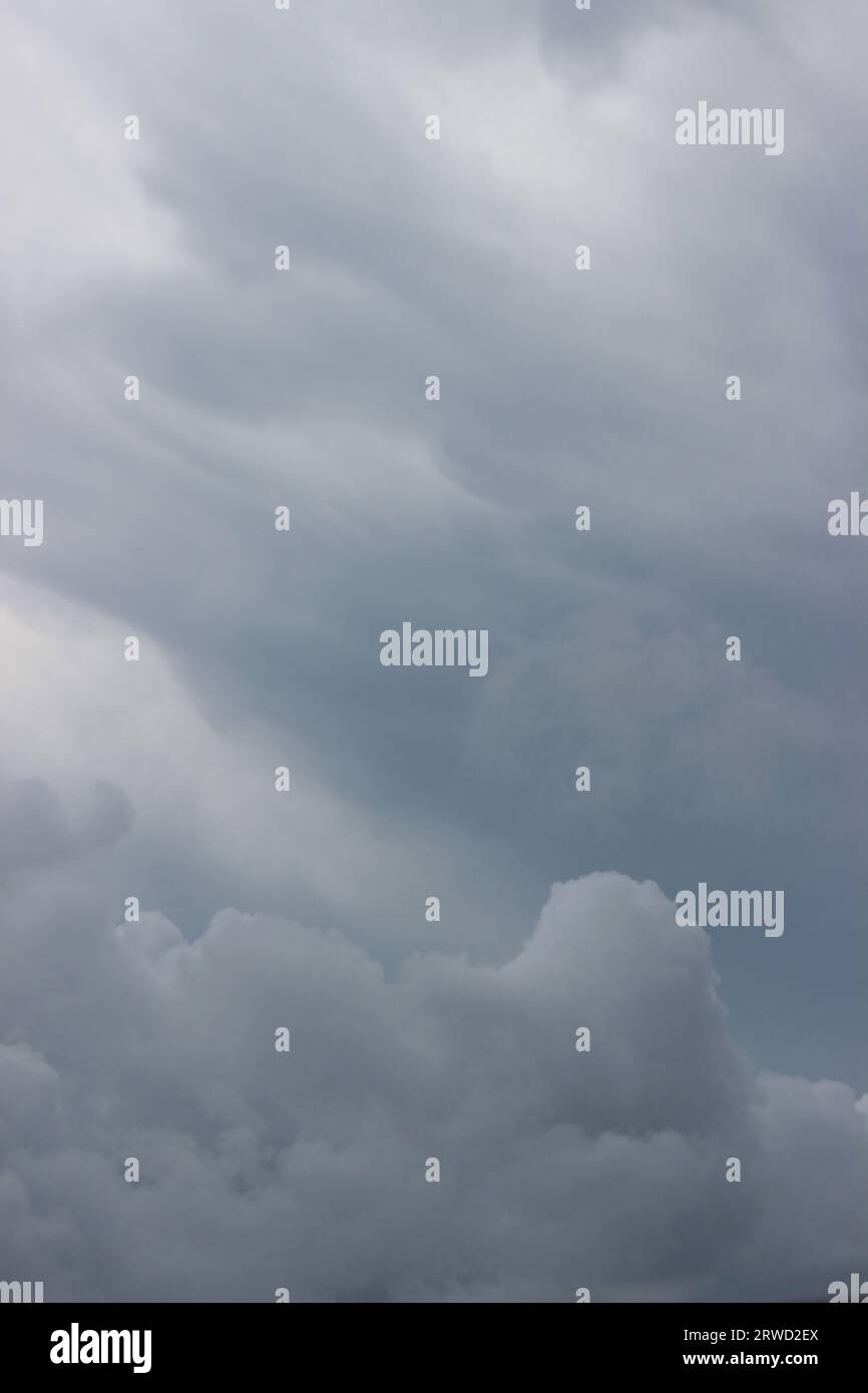 Editable clouds hi-res stock photography and images - Alamy