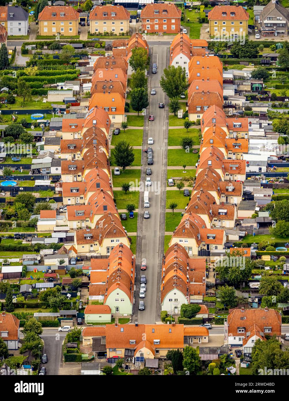 Aerial view, uftbild, oval housing estate Ulmenhof with red roofs ...