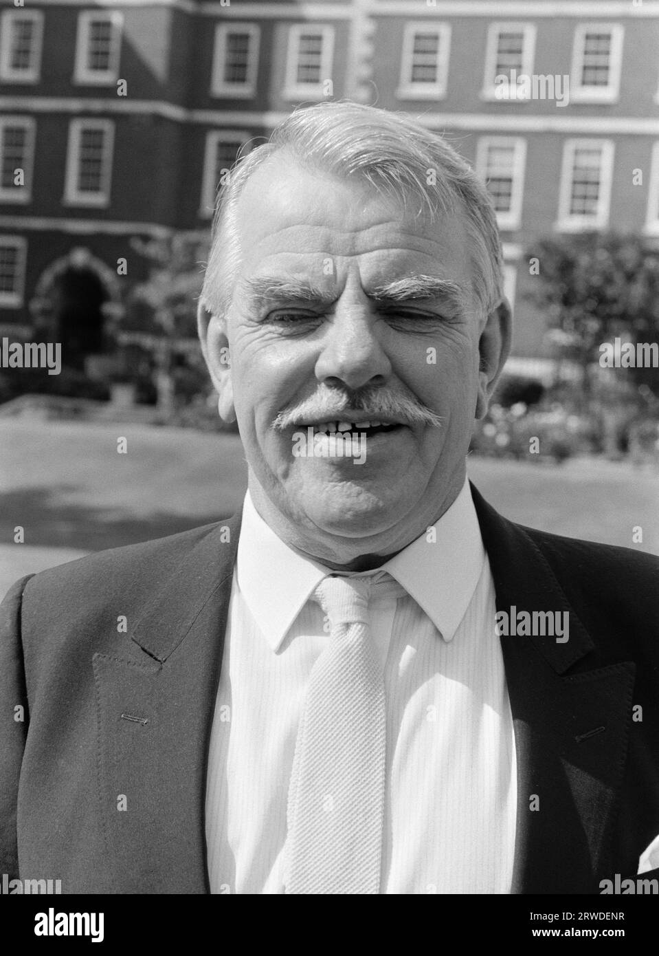 LONDON, UK. September 01, 1986: Actor Windsor Davies at the Thames TV ...