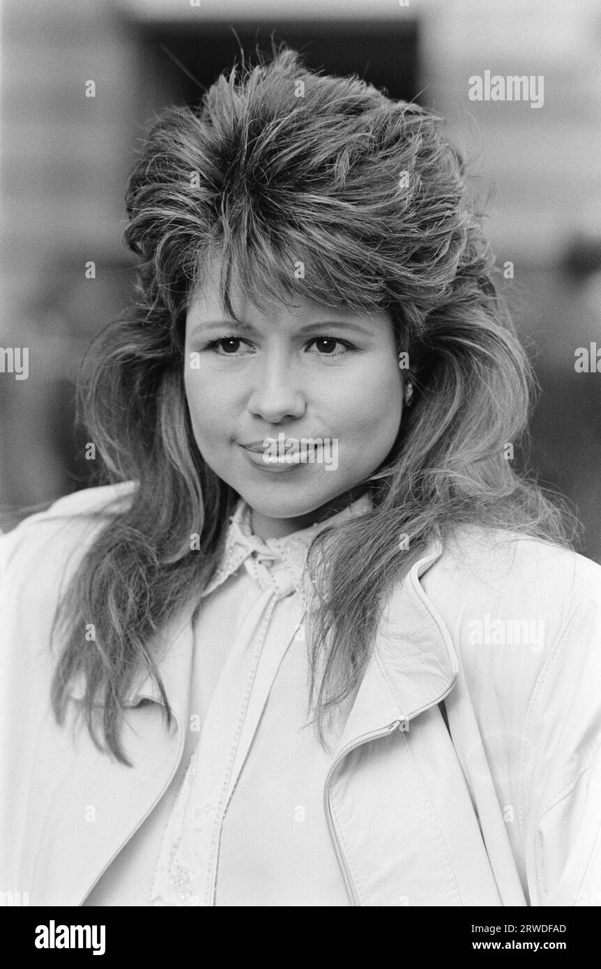 Pia zadora hi-res stock photography and images - Alamy