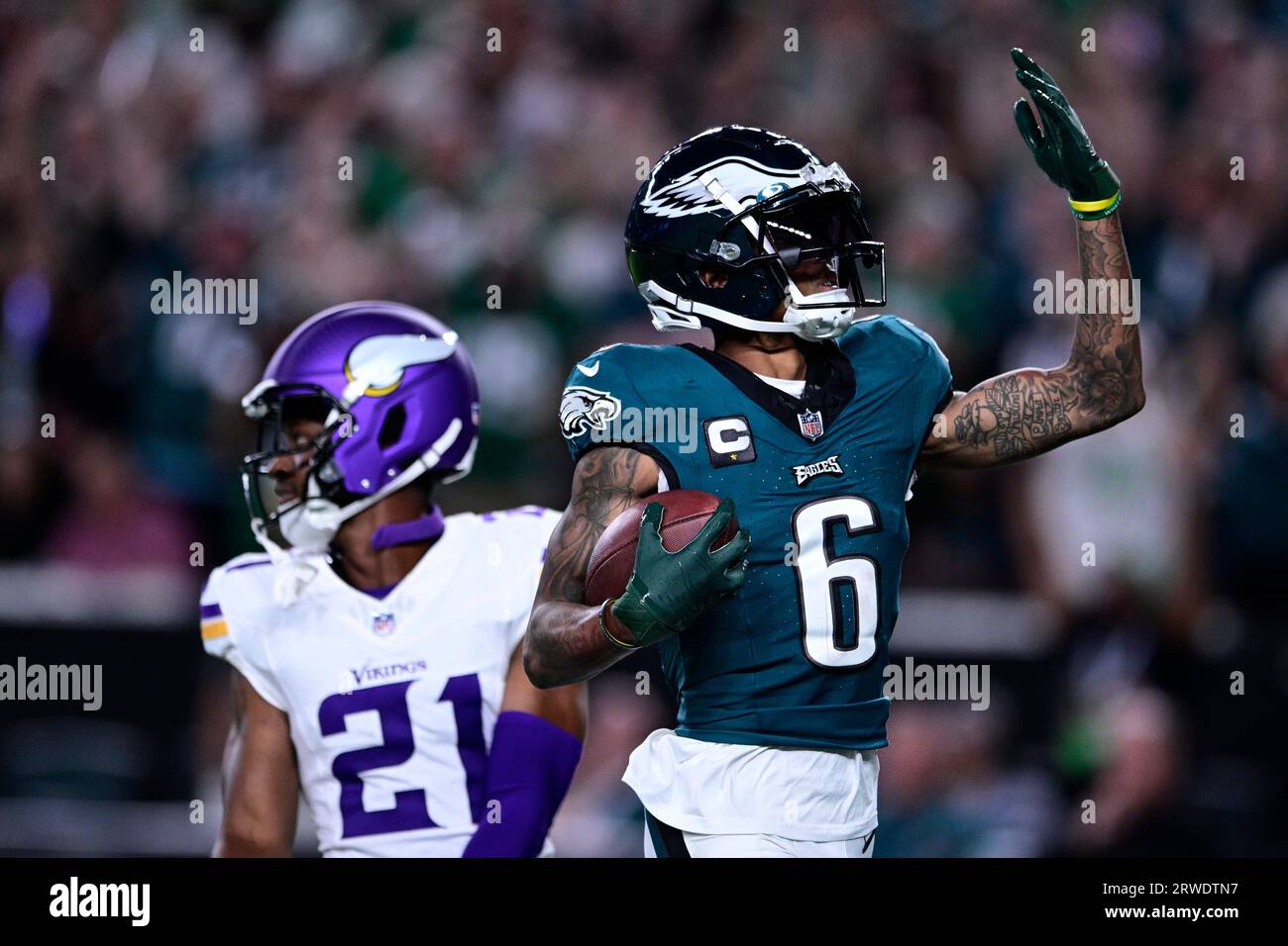 Philadelphia Eagles' DeVonta Smith (6) during an NFL football game ...