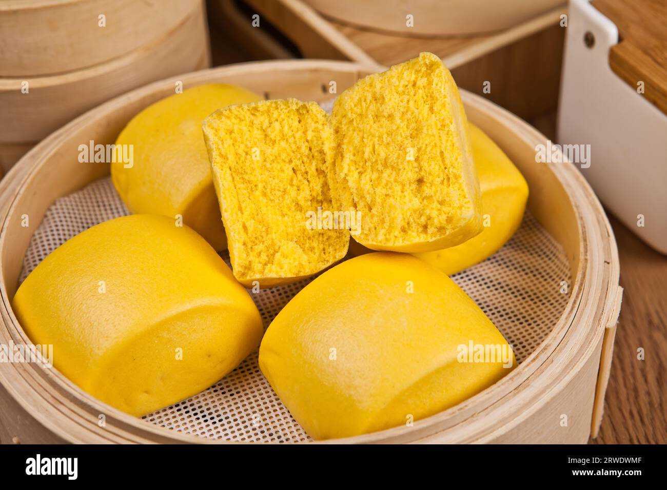 dim sum-Chinese steamed roll,baozi,man tou,chinese bun,bao zi Stock ...