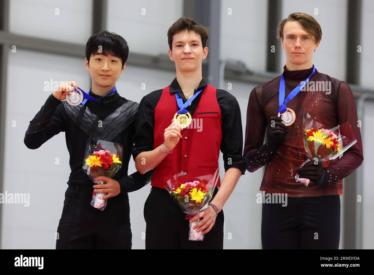 Osaka, Japan. 15th Sep, 2023. (L-R) Lim Juheon (KOR), Francois PITOT ...
