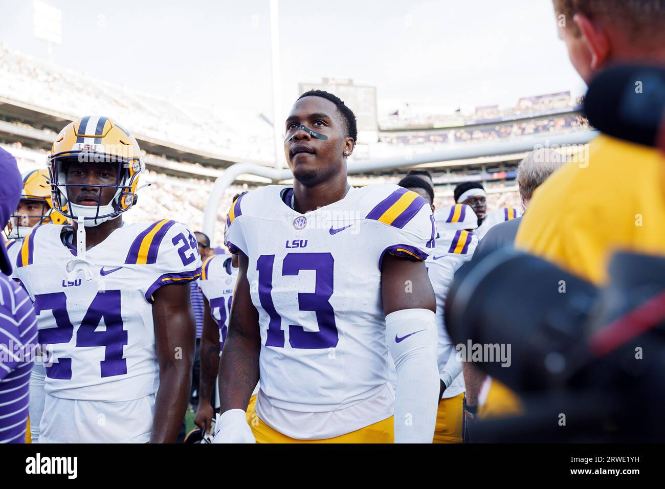 BATON ROUGE, LA - SEPTEMBER 09: LSU Tigers defensive end Bradyn Swinson ...