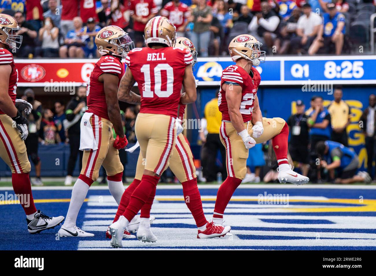 Christian mccaffrey 49ers hi-res stock photography and images - Alamy
