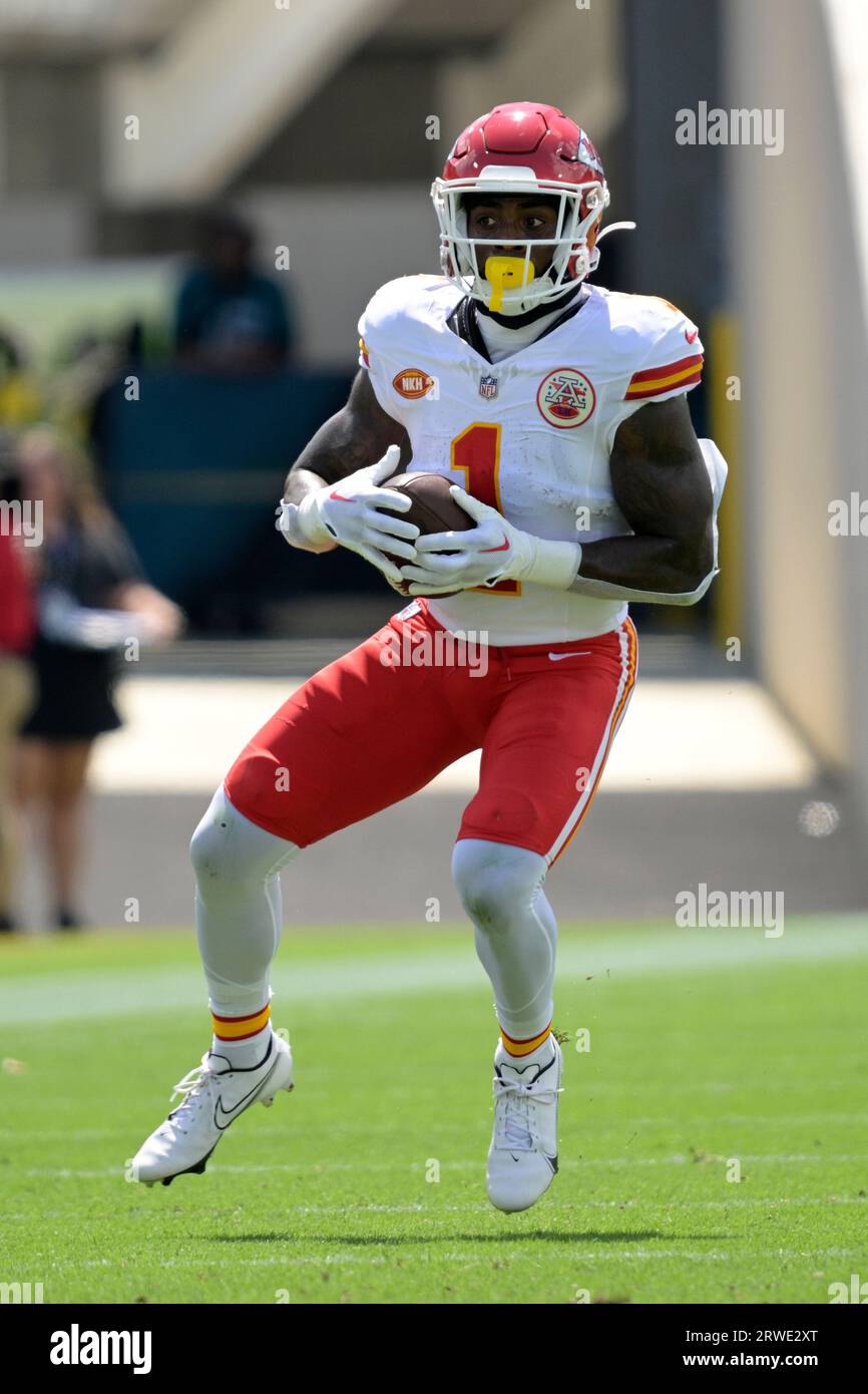Kansas City Chiefs running back Jerick McKinnon (1) runs after catching ...
