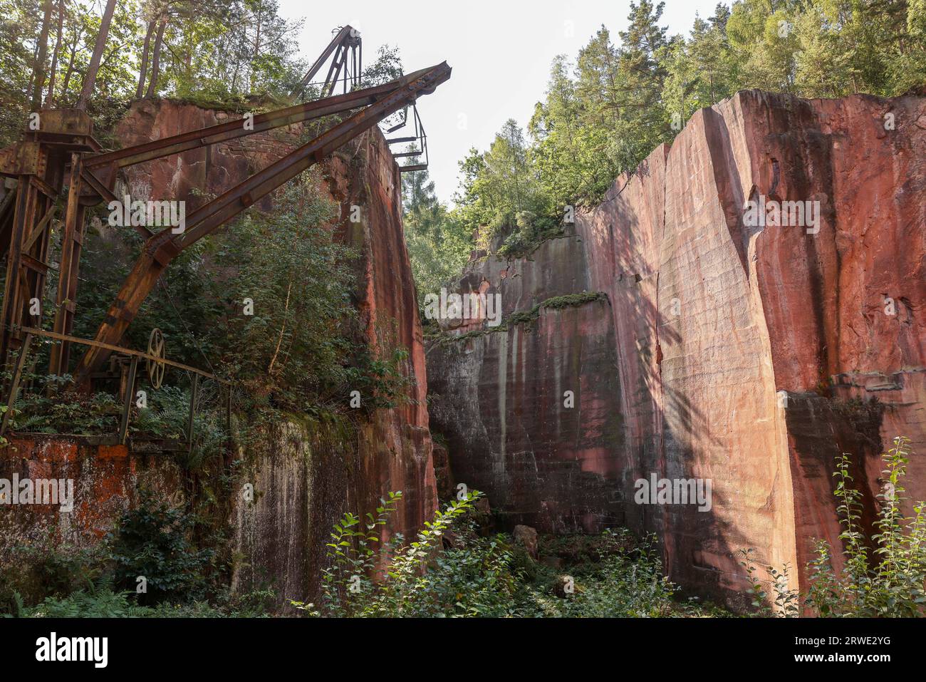 Rochlitz, Germany. 11th Sep, 2023. Old mining techniques still bear ...