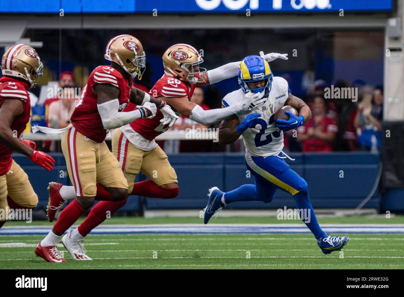 Isaiah williams hi-res stock photography and images - Alamy