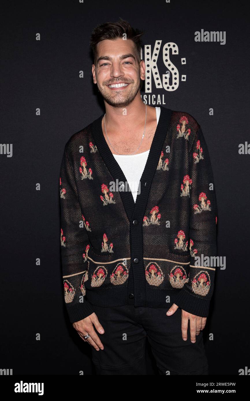 Beverly Hills, USA. 18th Sep, 2023. Matt Rogers attends the arrivals of ...