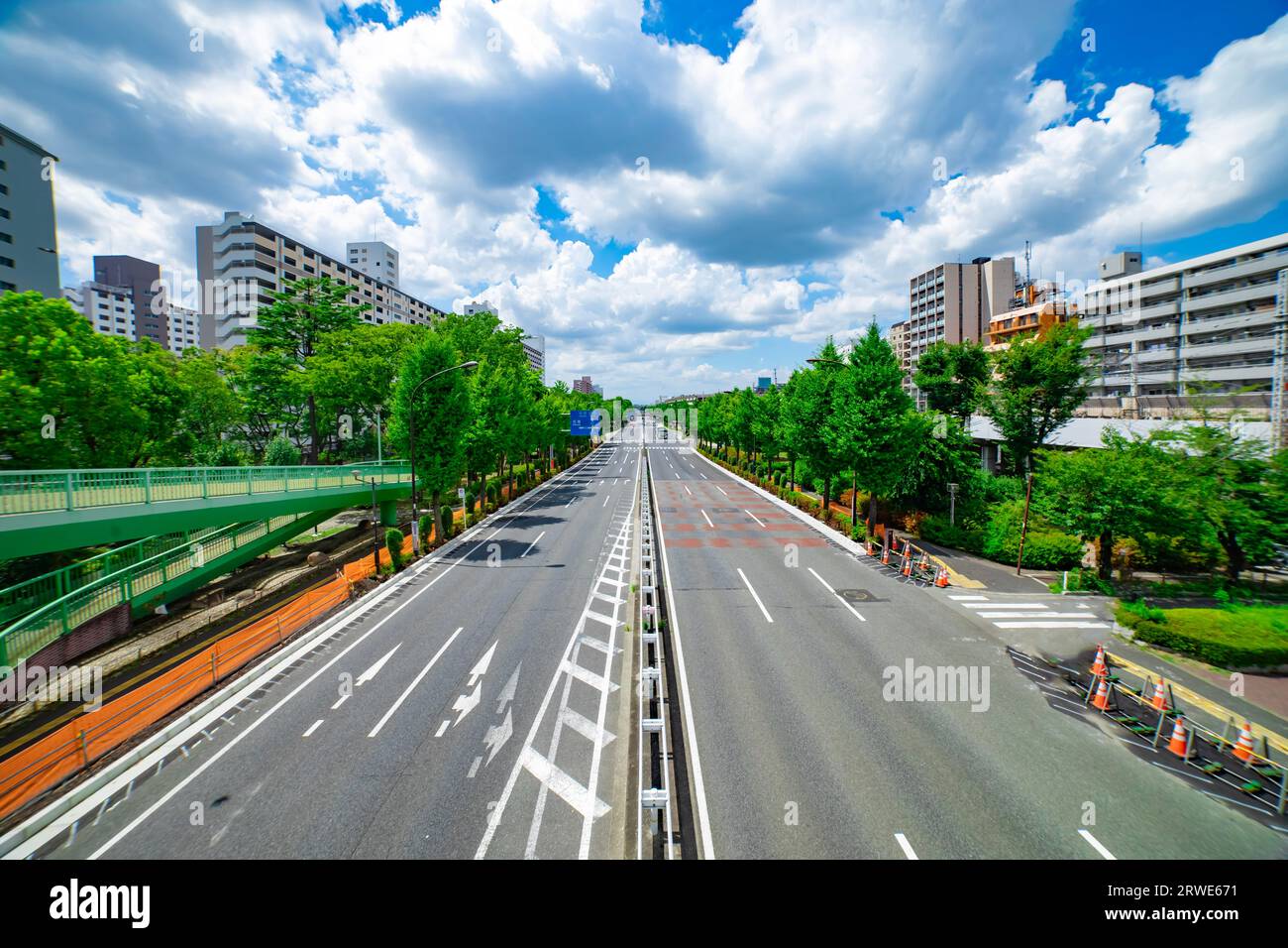 An empty downtown street in Takashimadaira Tokyo wide shot Stock Photo ...