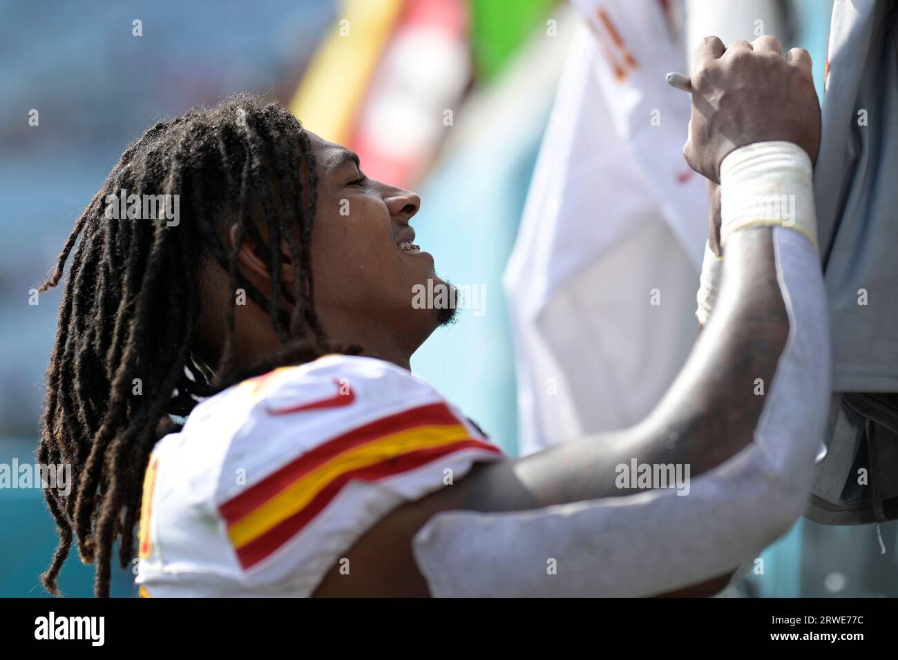 Kansas City Chiefs running back Isiah Pacheco signs autographs for fans ...