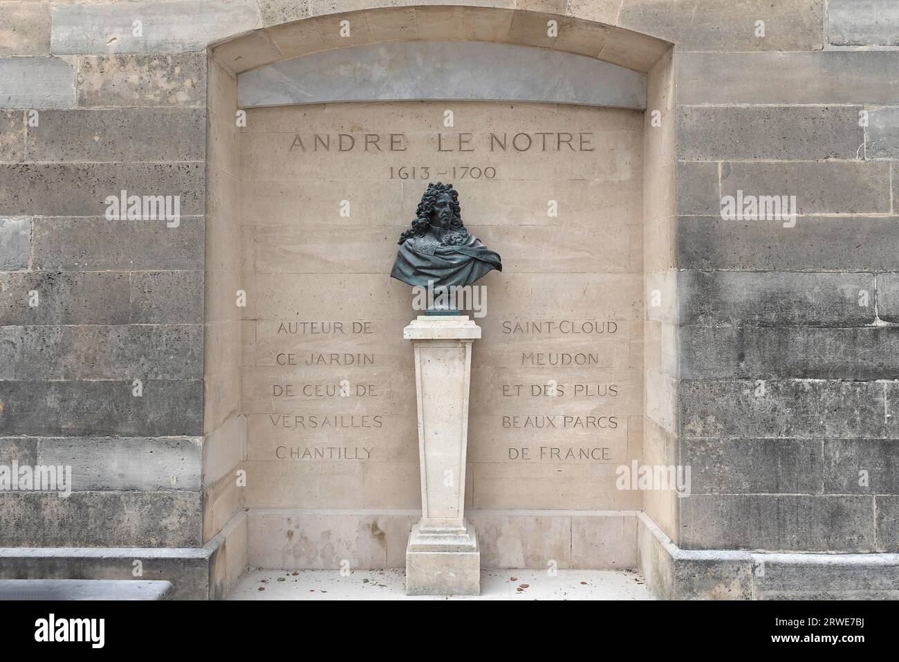 Bust of Andre Le Notre, 1613, 1700, important French landscape and ...