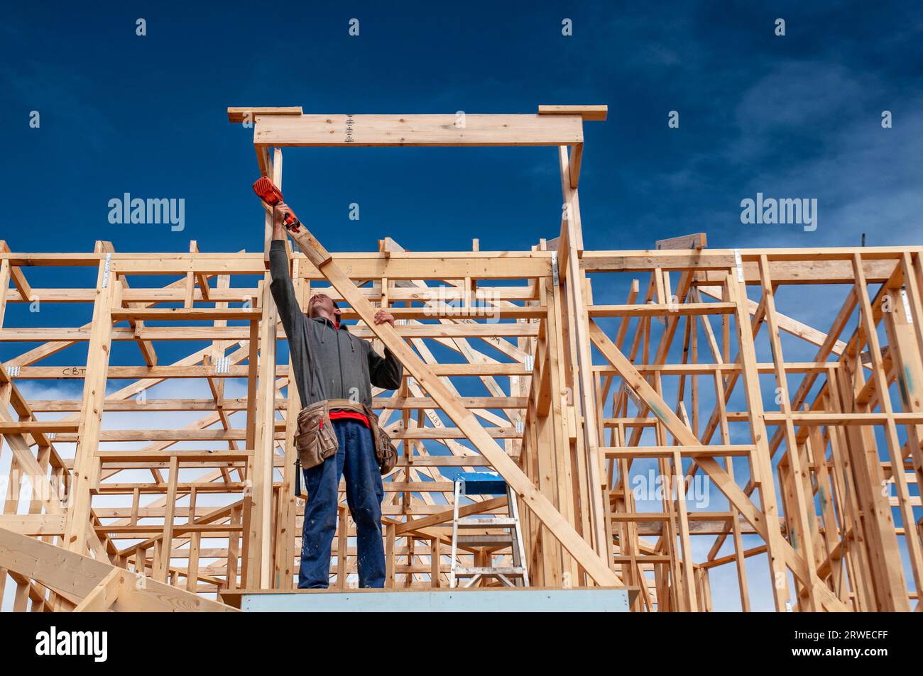 Gun timber frame construction hi-res stock photography and images - Alamy