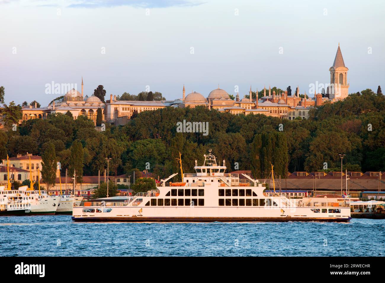 Ottoman palace architecture hi-res stock photography and images - Alamy