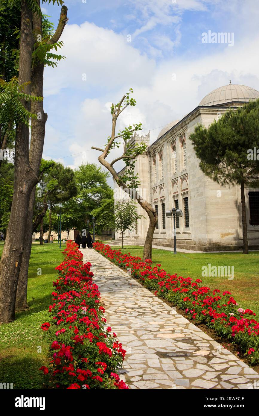 The Mosque of the Prince (Turkish: Sehzade Mehmet Camii) beautiful ...