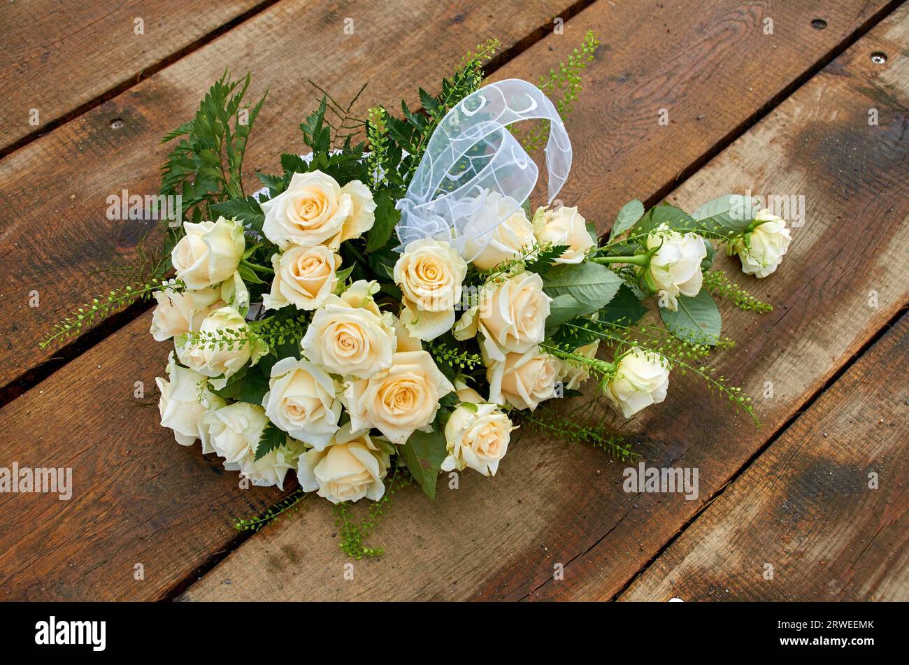 Wedding bouquet alone Stock Photo - Alamy