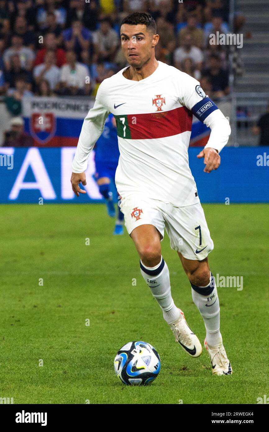 Cristiano ronaldo ball hi-res stock photography and images - Alamy