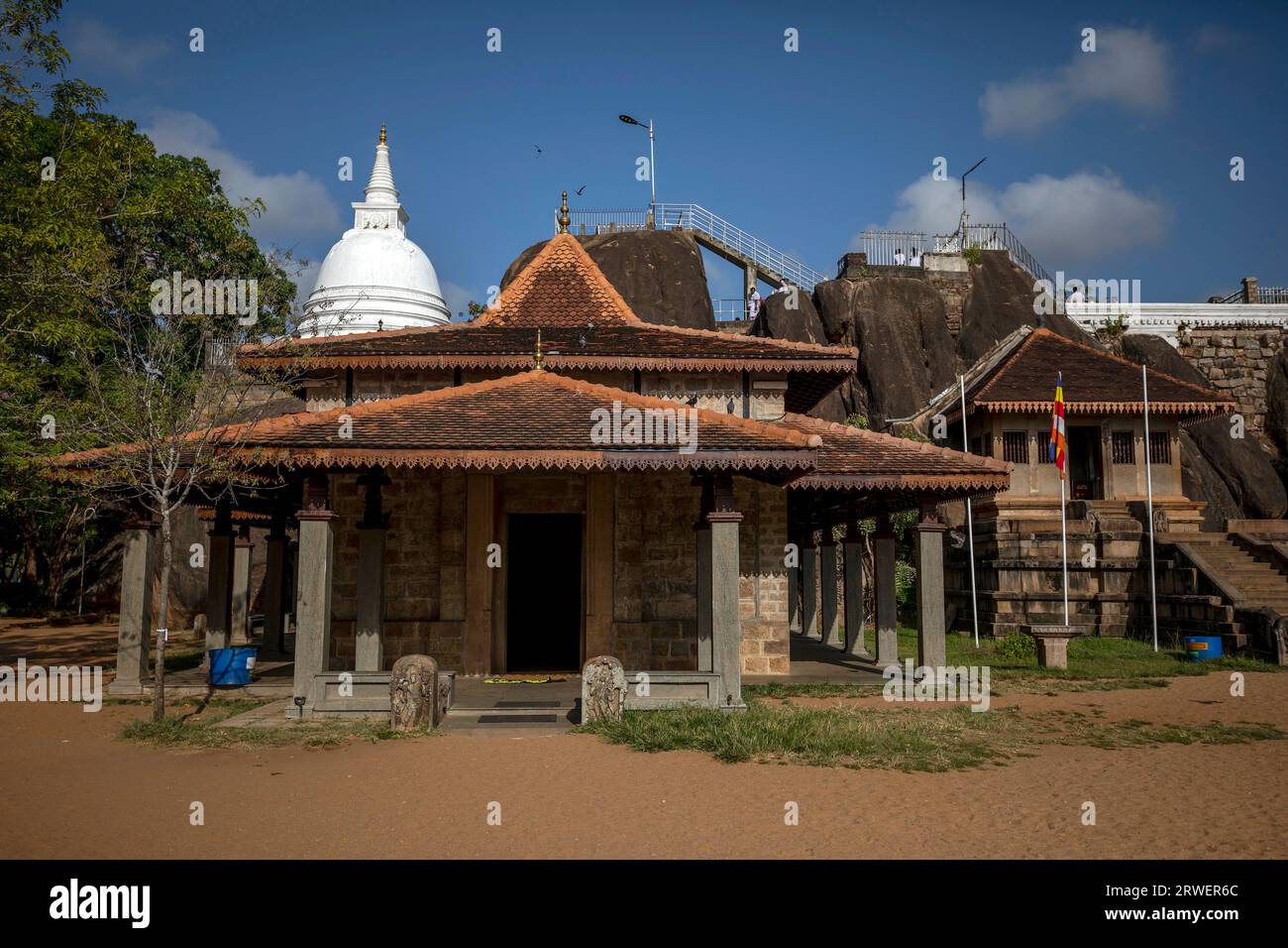 The Isurumuni Raja Maha Viharaya Museum at Anuradhapura in Sri Lanka ...