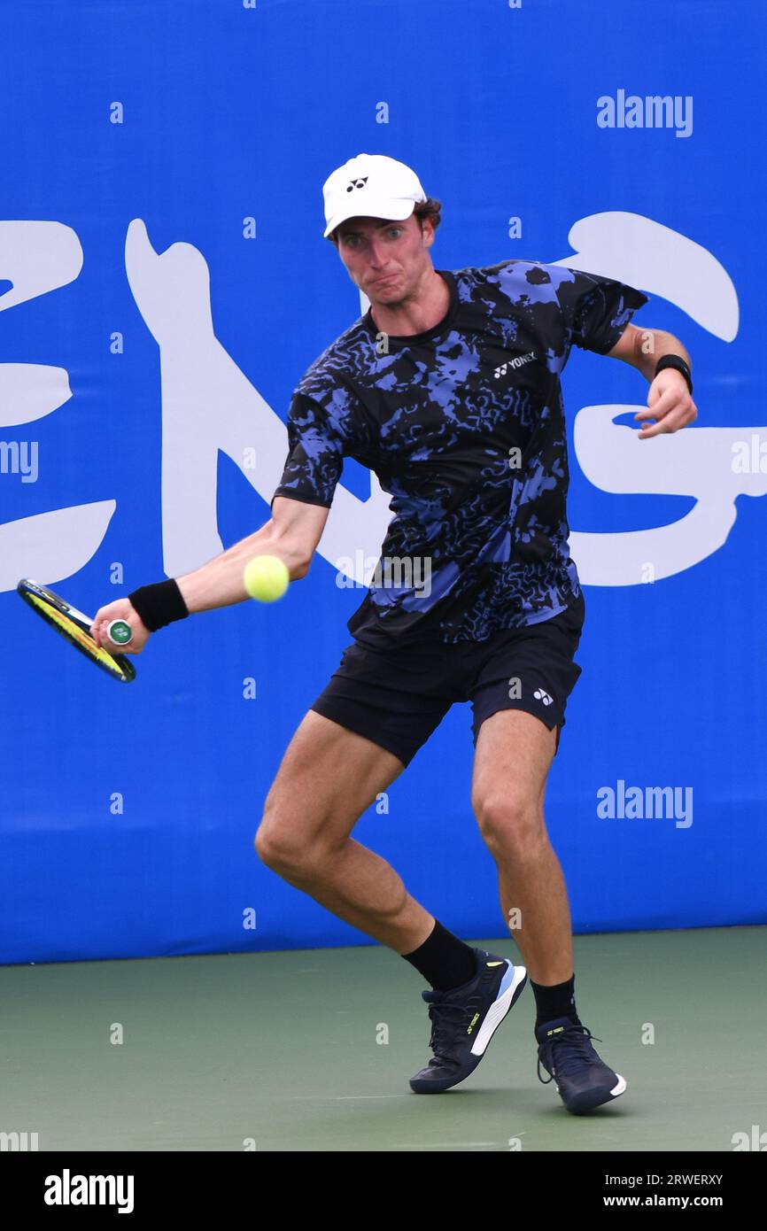 Alibek kachmazov hi-res stock photography and images - Alamy