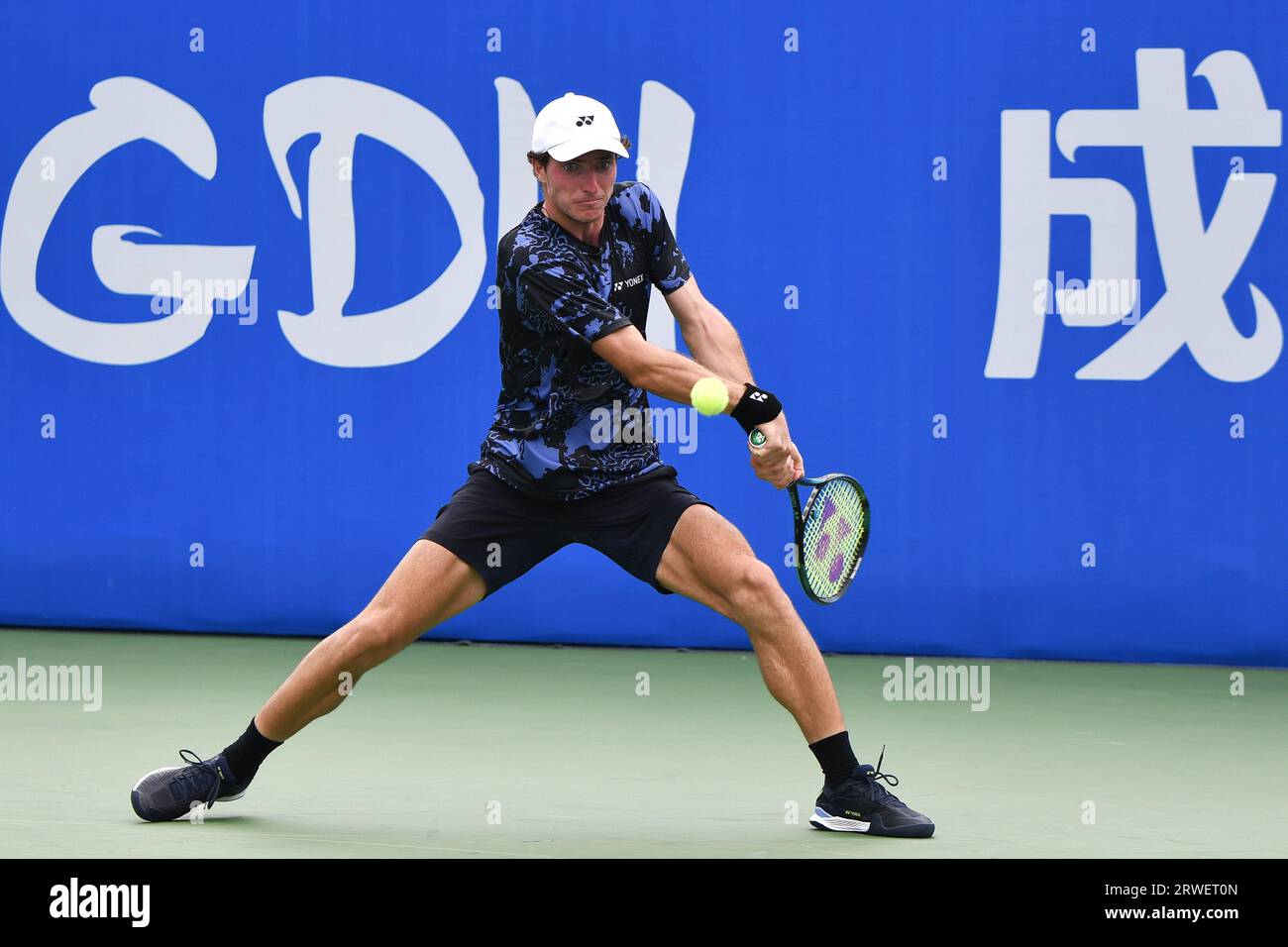 Alibek kachmazov hi-res stock photography and images - Alamy