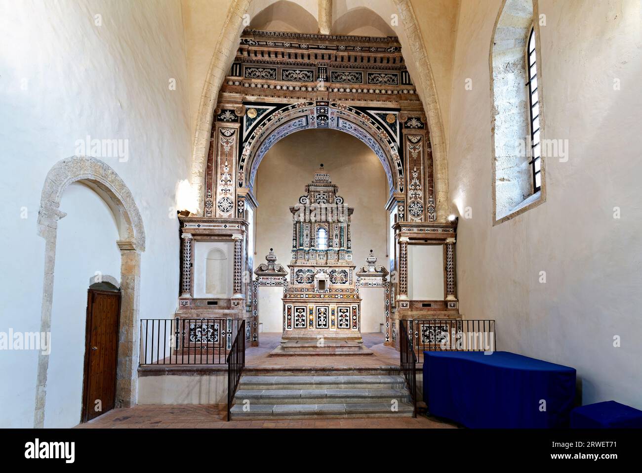 Gerace Calabria Italy. The interior and the baroque altar of Saint ...