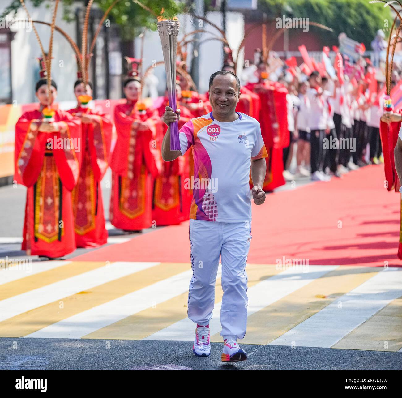Lingli hi-res stock photography and images - Alamy