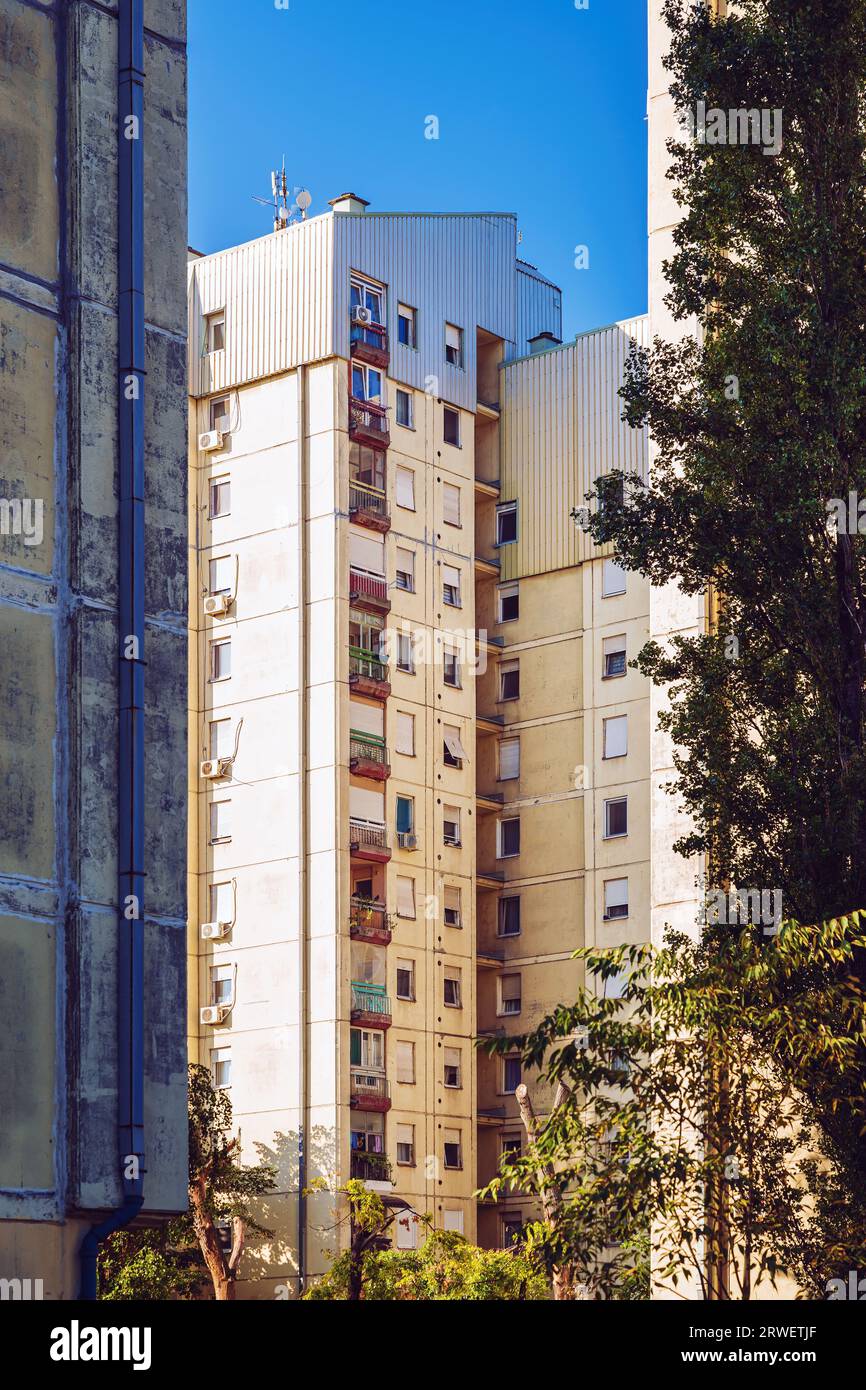 Slum condominium hi-res stock photography and images - Alamy