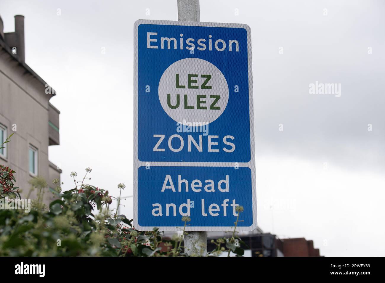 Hillingdon, UK. 18th September, 2023. The new extended ULEZ scheme has ...