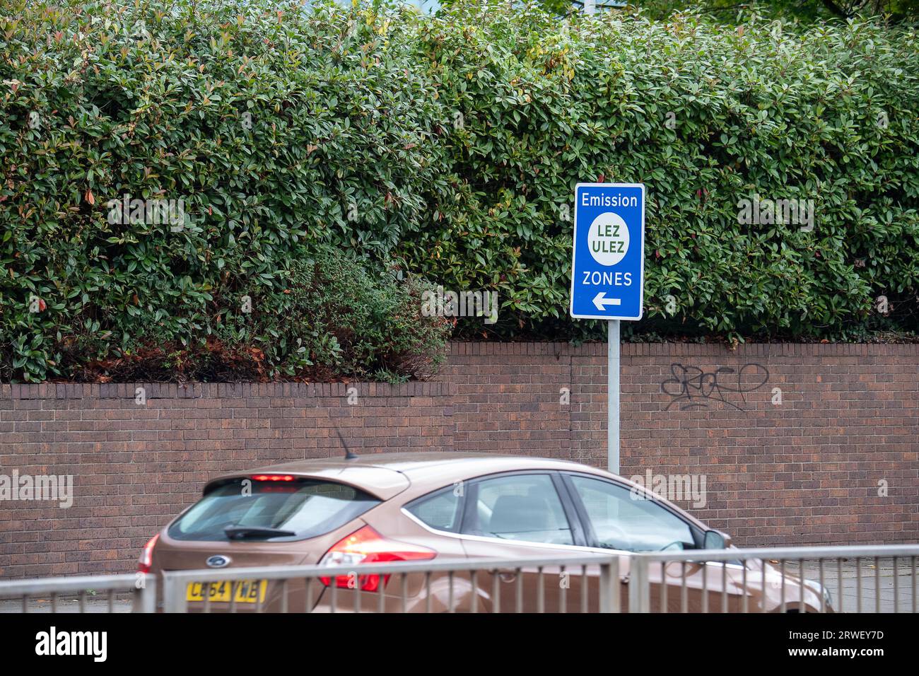 Hillingdon, UK. 18th September, 2023. The new extended ULEZ scheme has ...