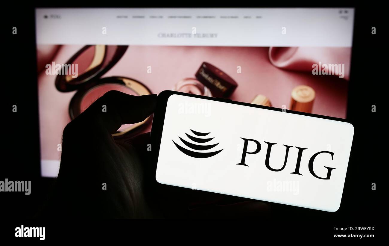 Puig logo hi-res stock photography and images - Alamy