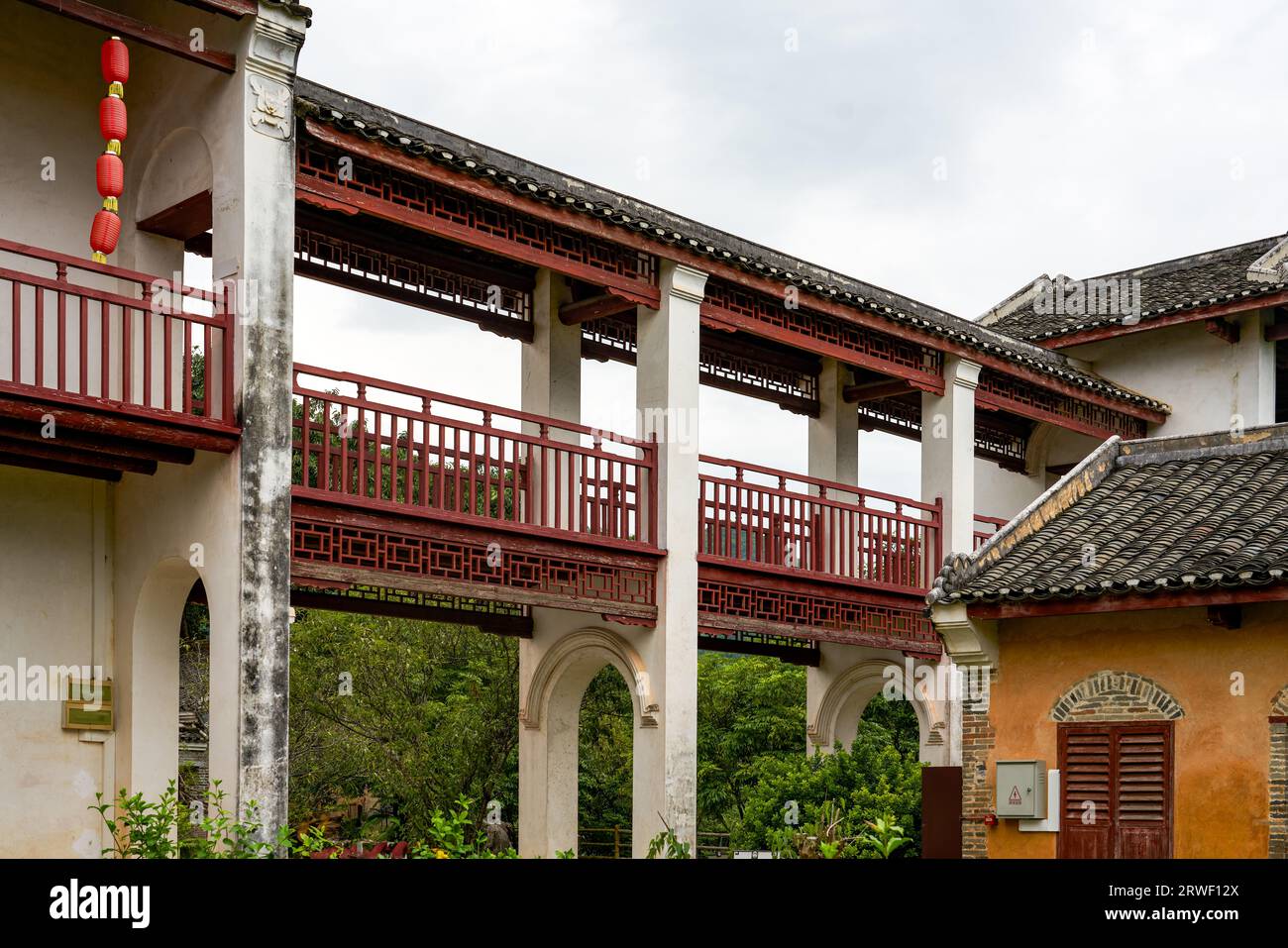 Southern residential buildings in the late Qing Dynasty in Longzhou ...
