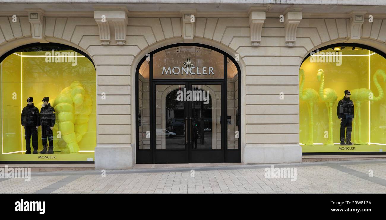 Moncler hi-res stock photography and images - Alamy