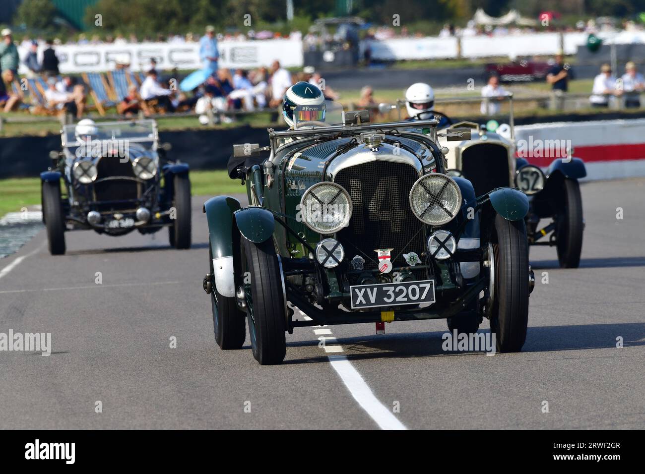 Female driver 1920s hi-res stock photography and images - Alamy