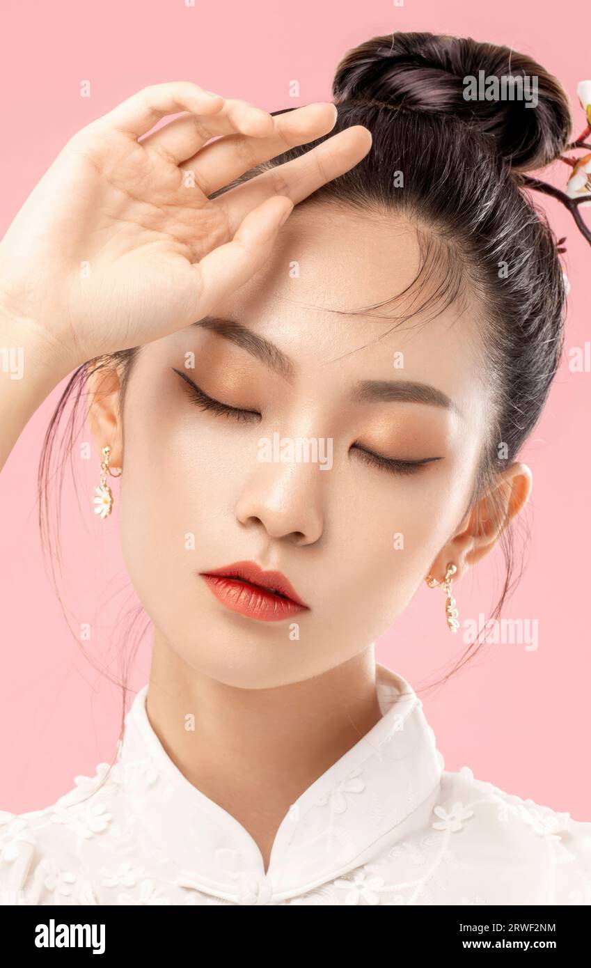 Beautiful Asian women, Natural face treatments and Women's facial ...