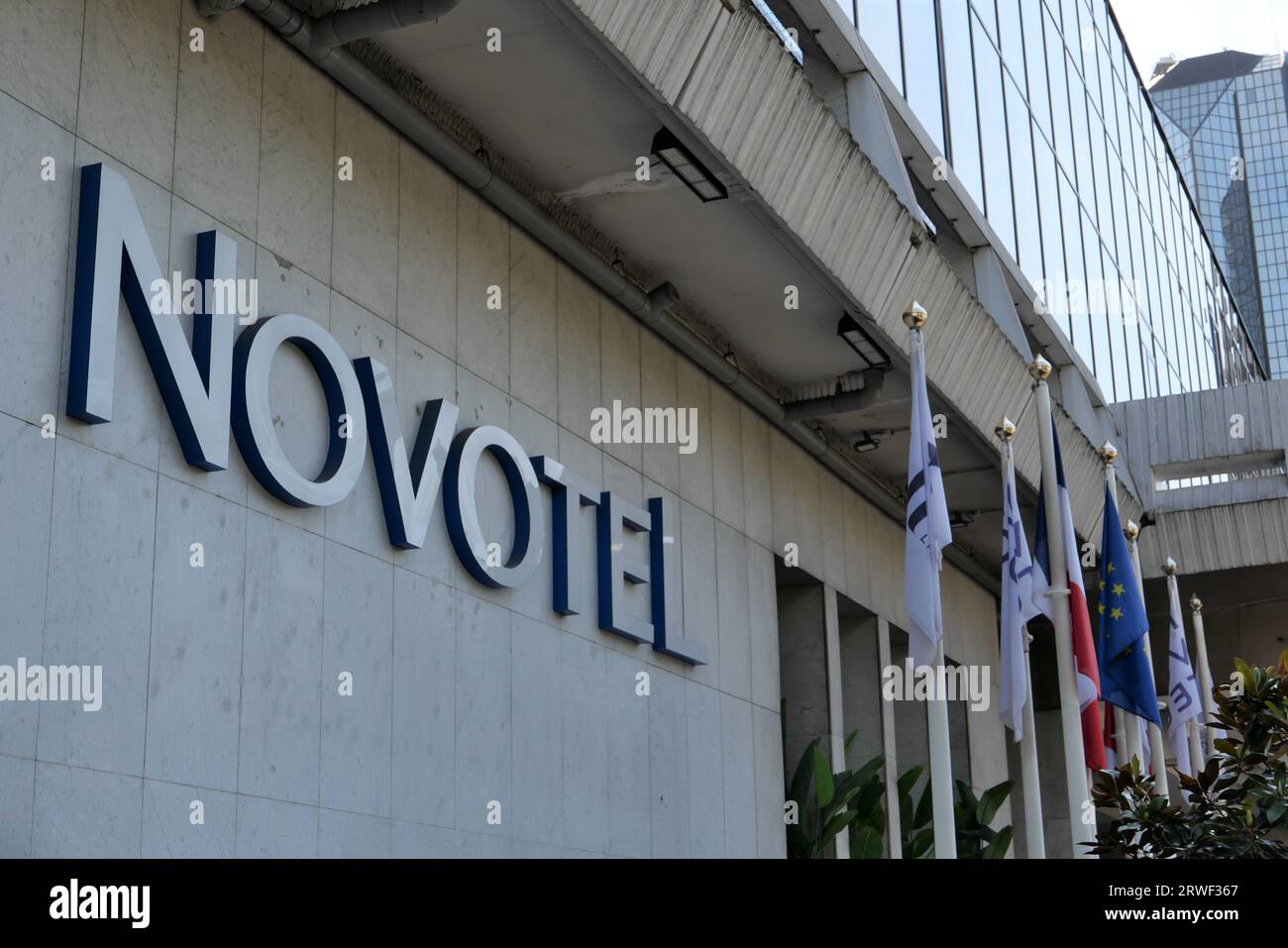 Novotel hotel symbol hi-res stock photography and images - Alamy